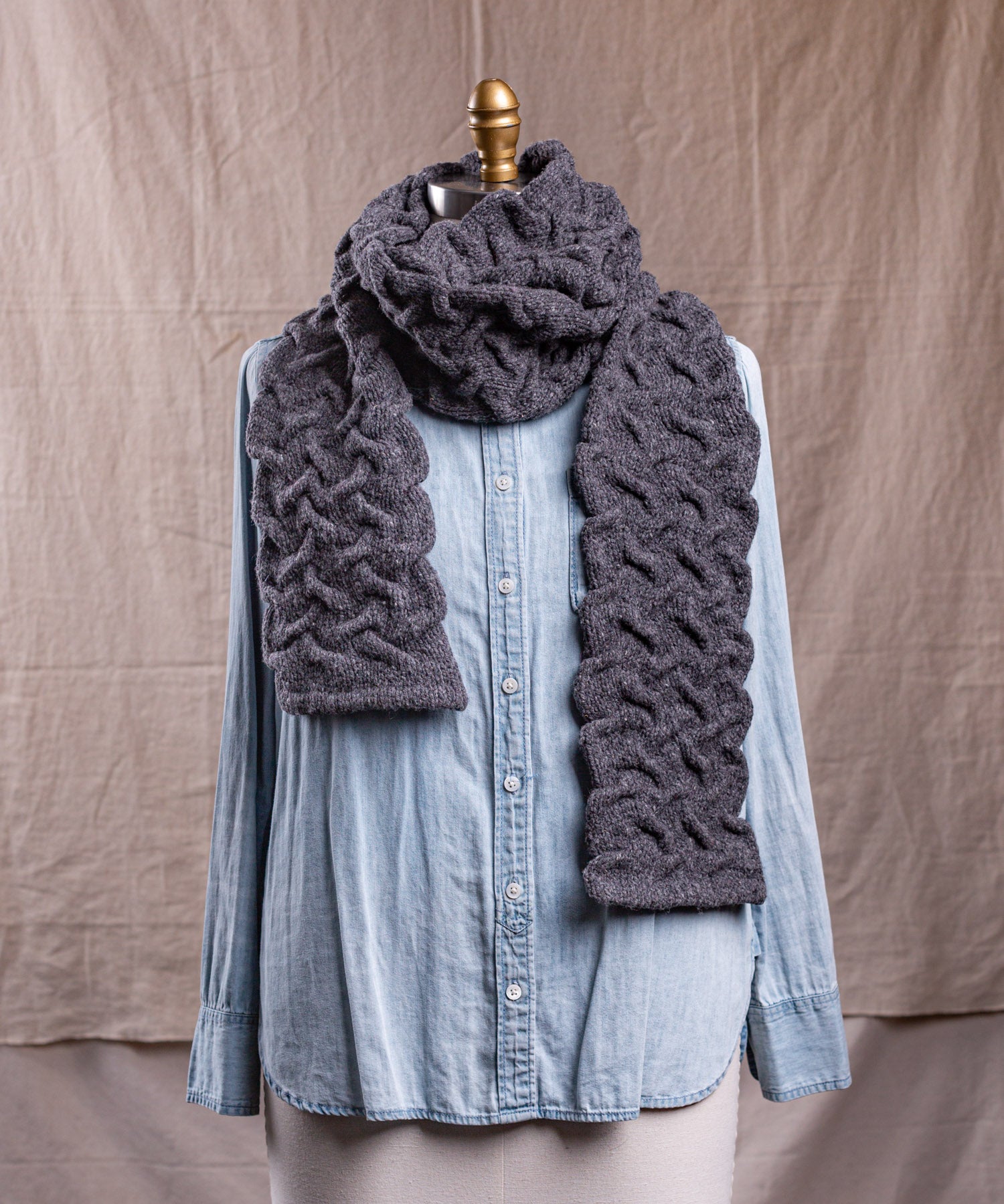 Nero Scarf | Handknit Design Sample | Brooklyn Tweed
