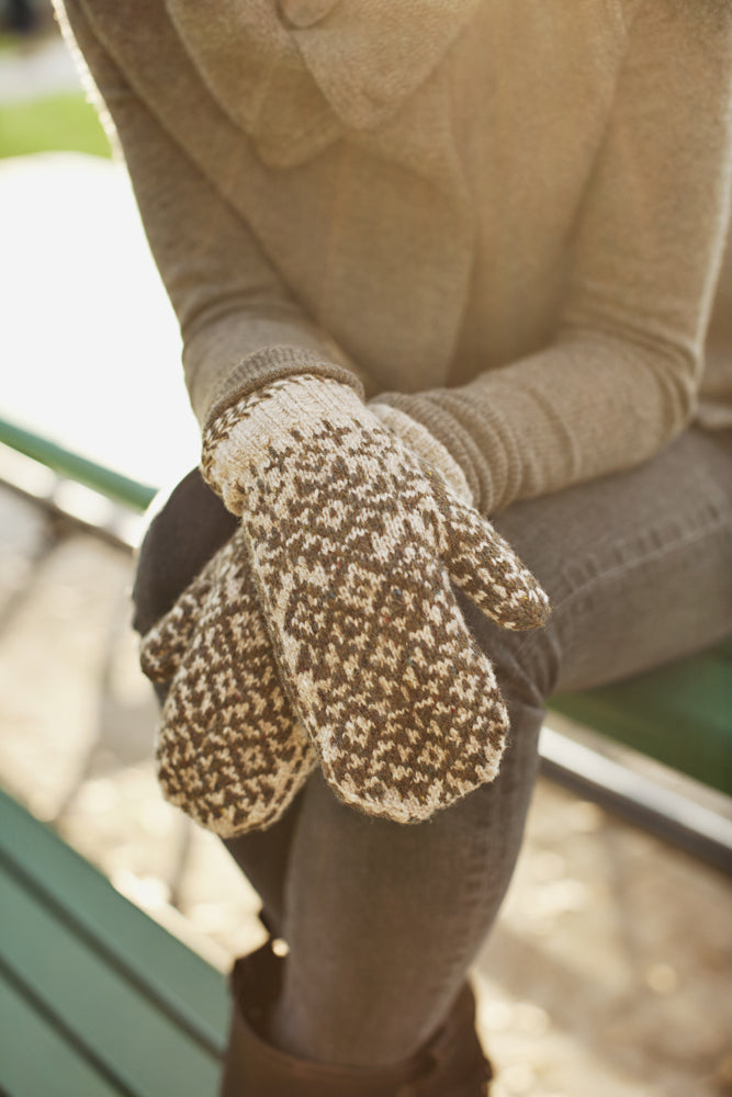 Burnham Mittens | Knitting Pattern by Leila Raven | Brooklyn Tweed