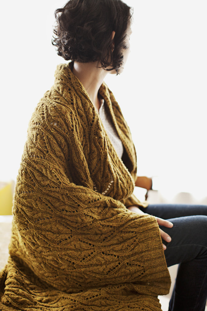 Hourglass Throw | Knitting Pattern by Anne Hanson | Brooklyn Tweed